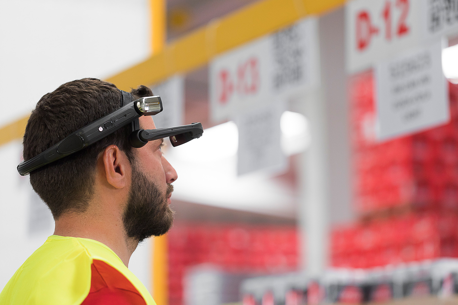 Coca Cola Τρία Έψιλον: χρήση Augmented Reality στη διαχείριση αποθήκης ...